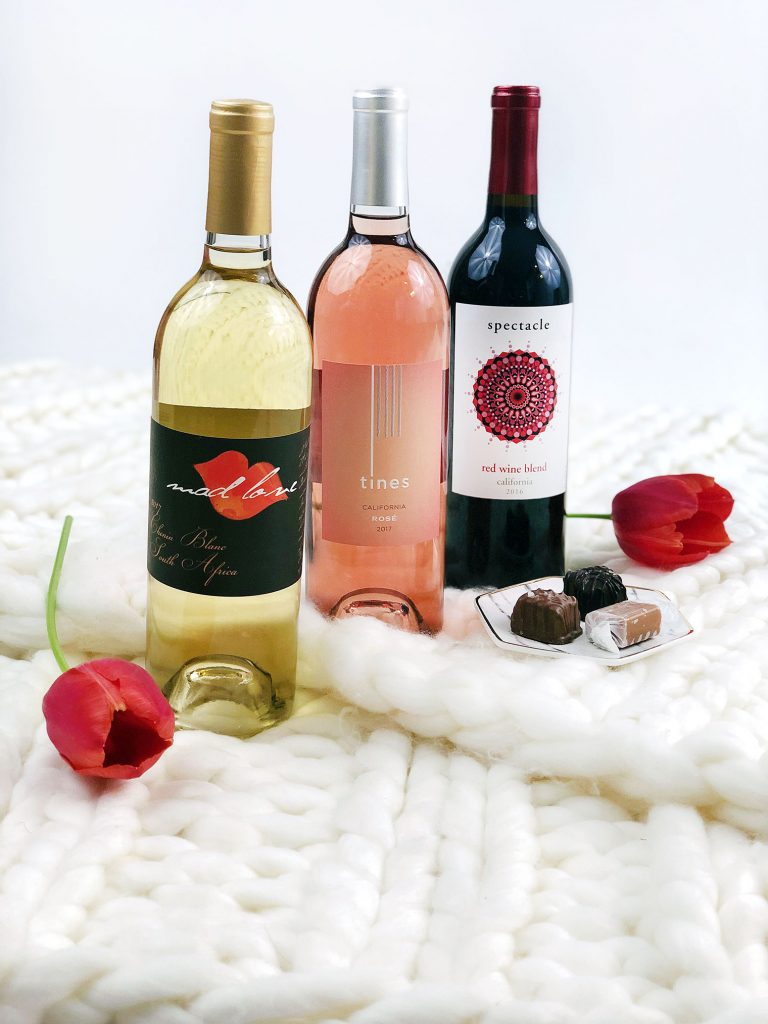 Ideal Box for the Women Who Loves Wine & Fun Surprises! {Vine Oh ...