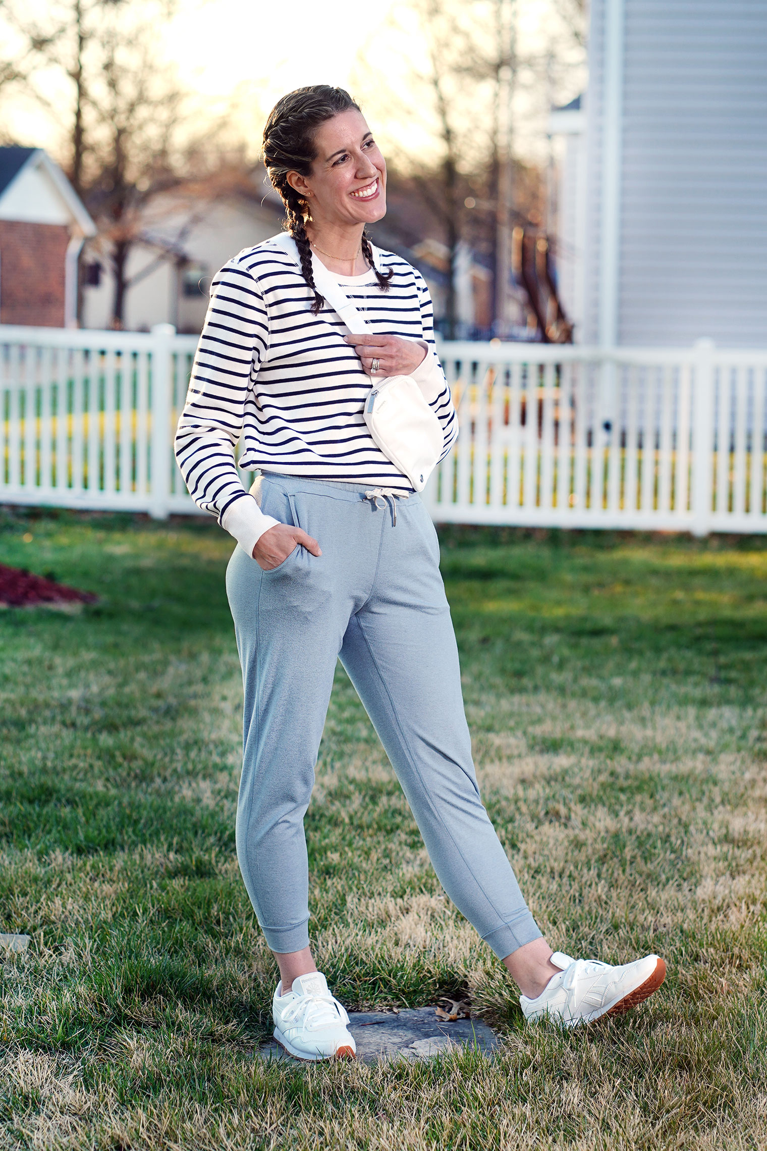 My Favorite Everyday Outfit - Curly Crafty Mom