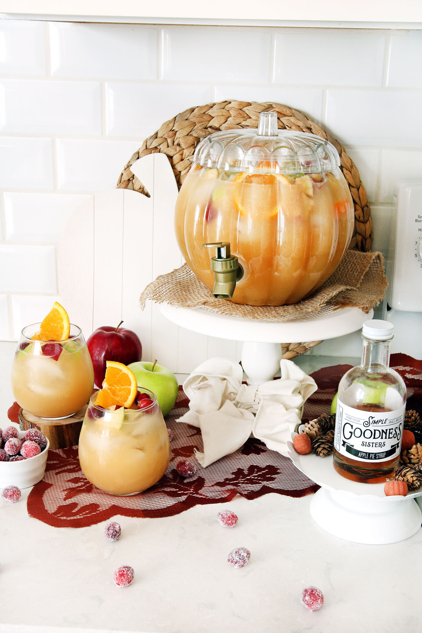Thanksgiving Caramel Apple Spiked Punch {Simple Goodness Sisters ...